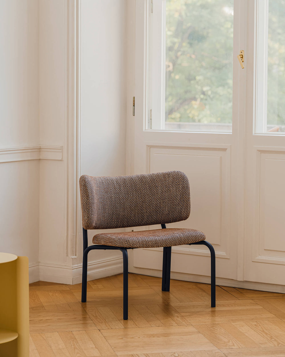 Kei Lounge Chair - black and grey - soft and comfy chair - noo.ma