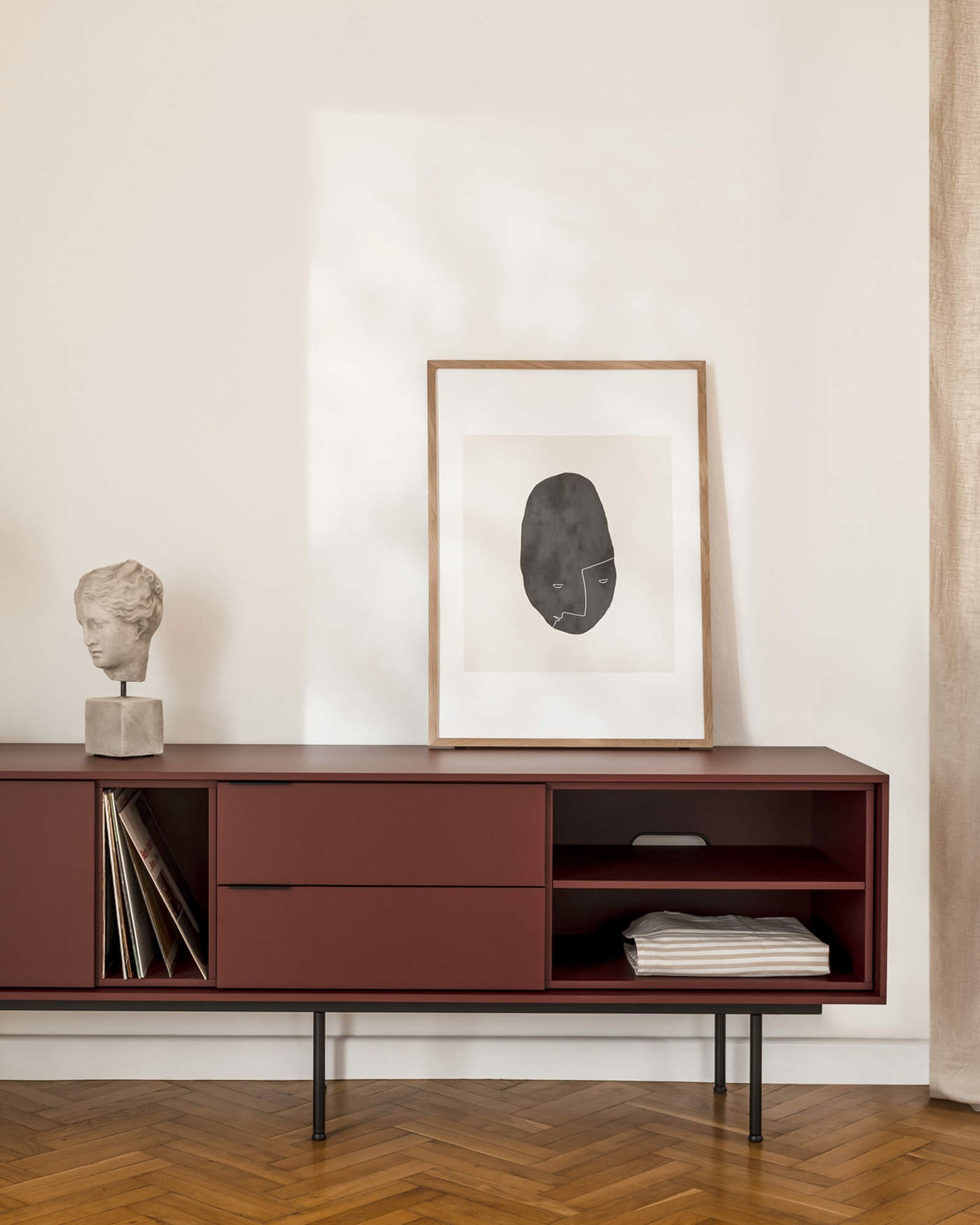Mod TV Stand - modern, customizable, burgundy TV unit - noo.ma