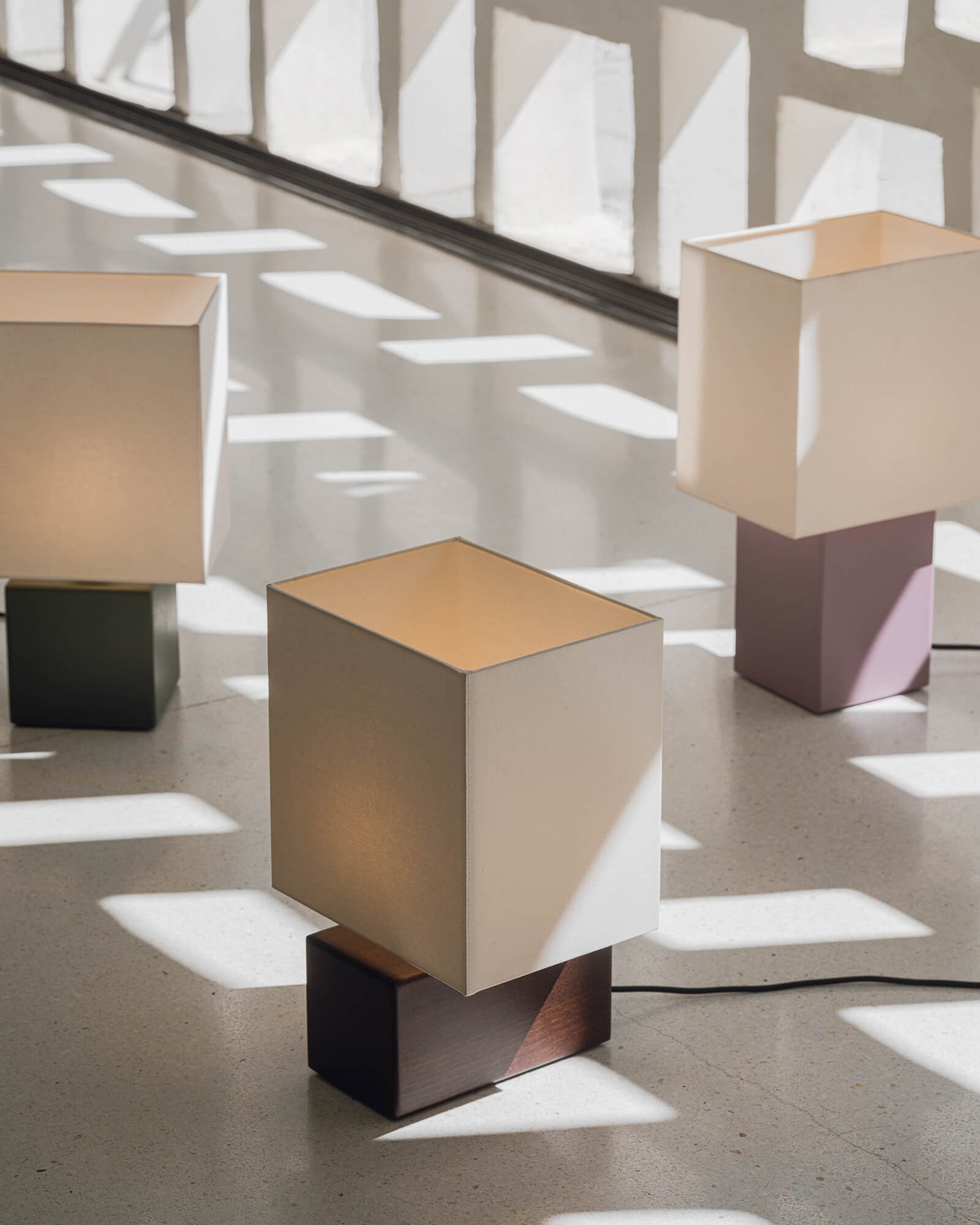 Zam Table Lamp - brown - minimal geometric nightlight - noo.ma